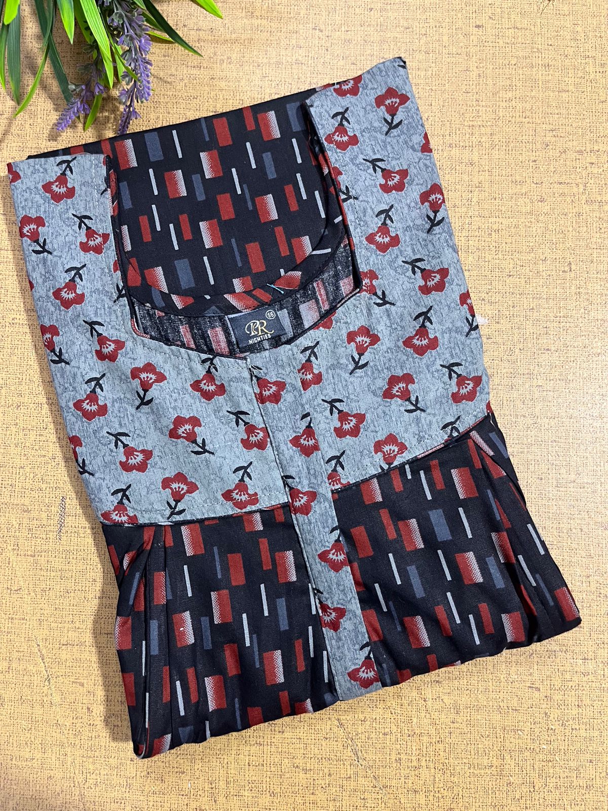 Cotton Feeding Nighty With Two Side Vertical Zip and Single Centre Zip ...